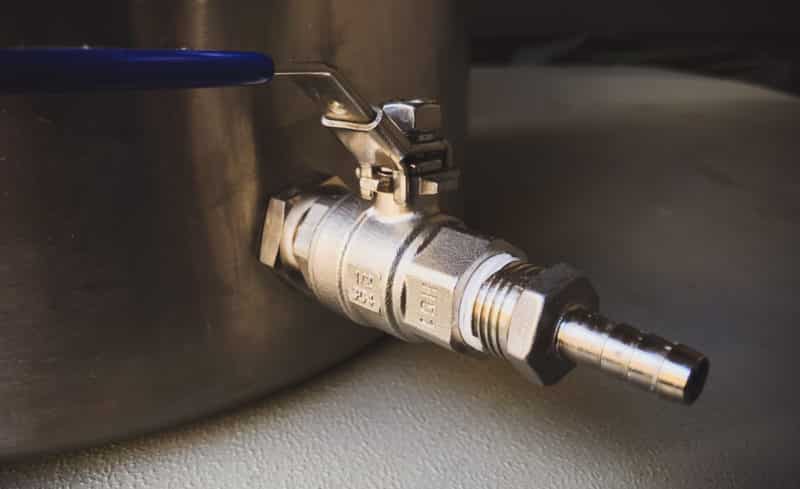 9 Best Brew Kettles for Homebrewing